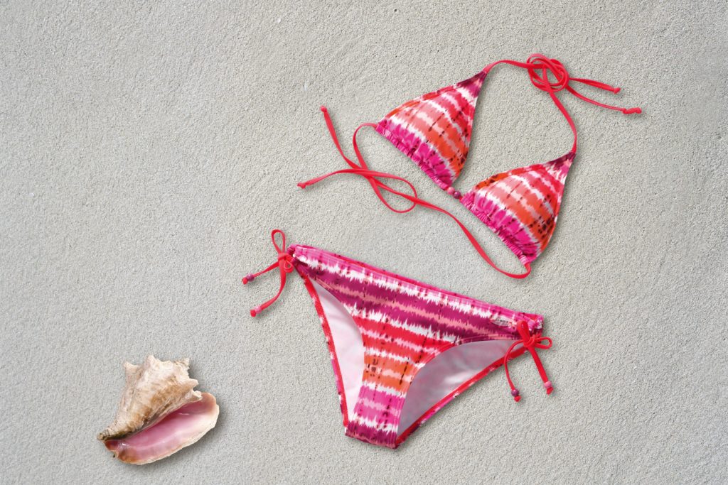 How to Style a Swimsuit Based on Your Body Type - College Fashion