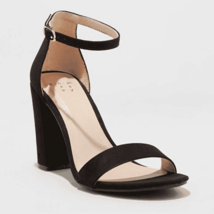 Classic Style 101: Classic Shoes Every Girl Should Own - College Fashion