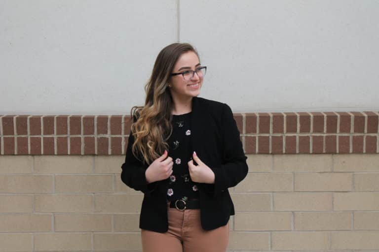 Looks on Campus: Leslie - Grand Valley State University - College Fashion