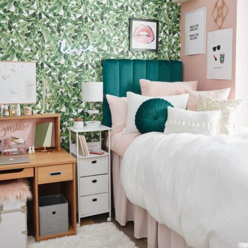 How to Choose a Dorm Color Scheme (Plus 15+ Examples!)