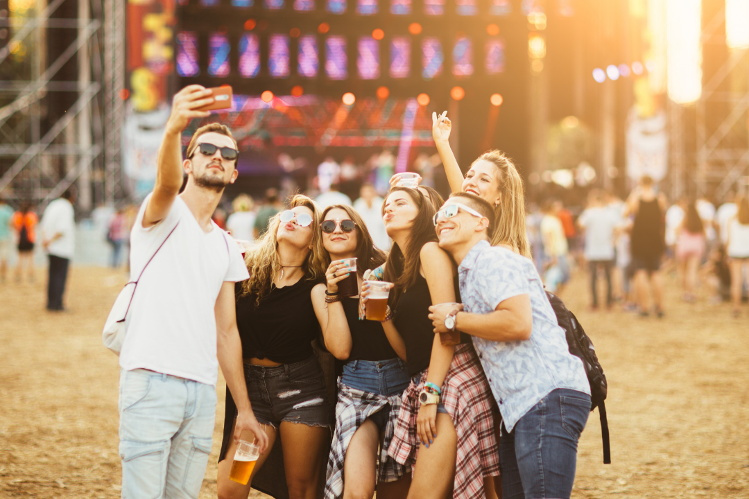 The Ultimate Guide to Outdoor Music Festival Outfits