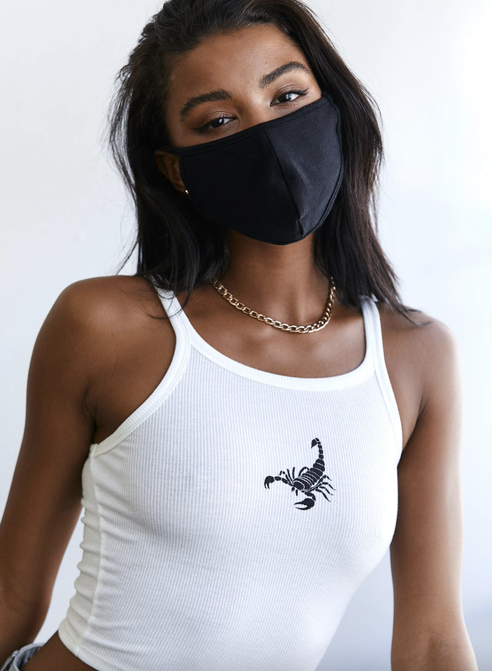 10 Tips for Wearing Makeup With a Face Mask - College Fashion