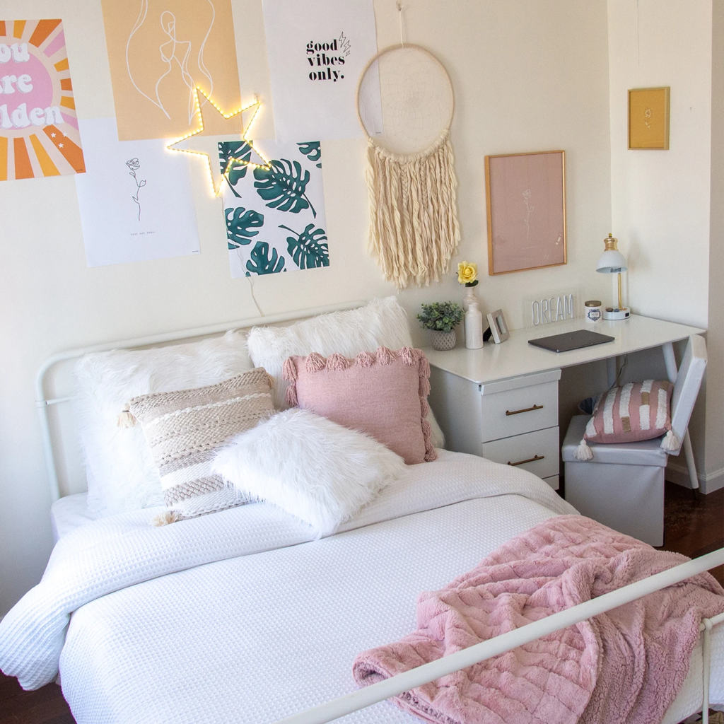 College Dorm Room Furnishings Shopping Guide [2021] College Fashion