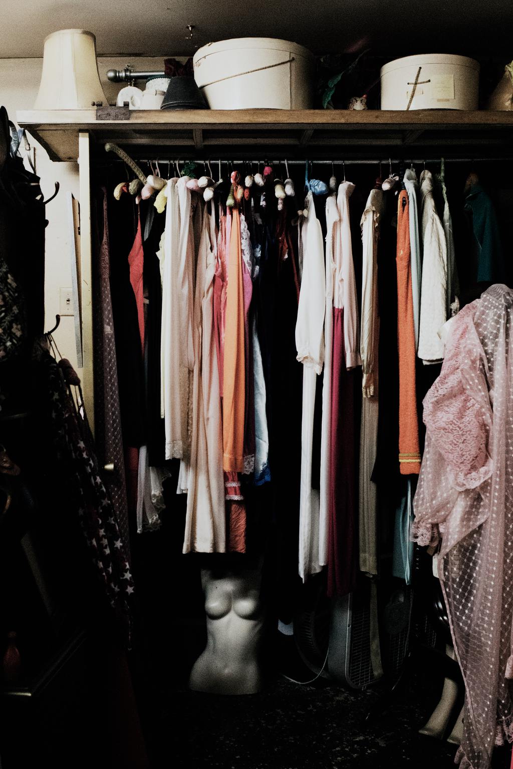 How to Recreate a Celebrity or Character's Outfits in Real Life (5 Must ...