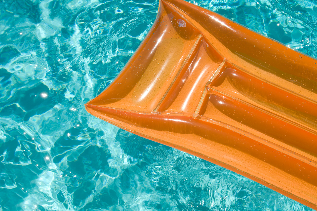 What to Wear to a College Class: Outfit Ideas & Tips - College Fashion