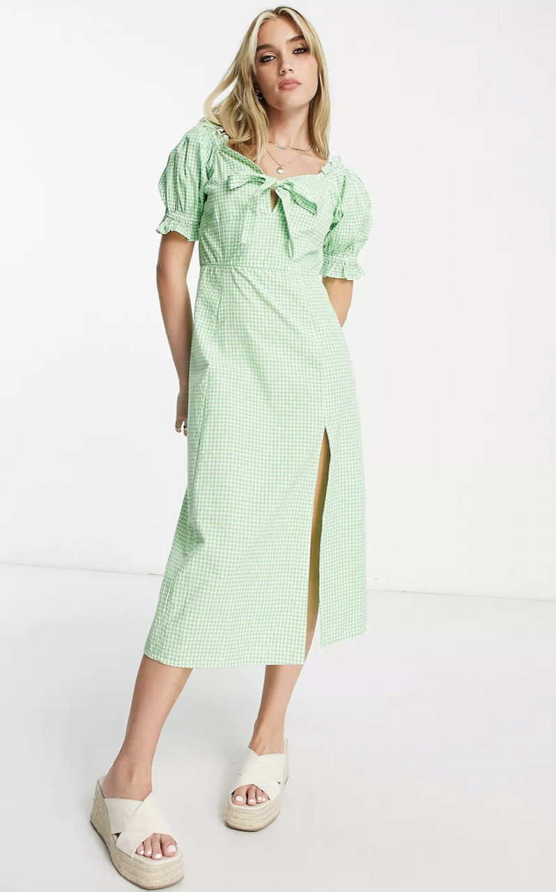 10 Cute Cottagecore Outfits for Your Cozy Forest Girl Era - College Fashion