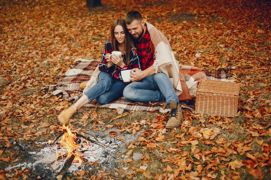 20 Fall Photoshoot Ideas You Will Love - College Fashion